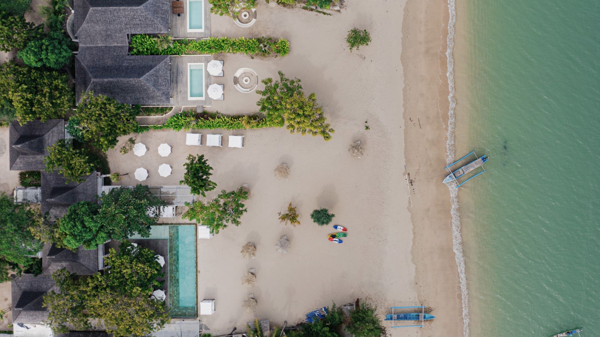 Experiences | Tour East