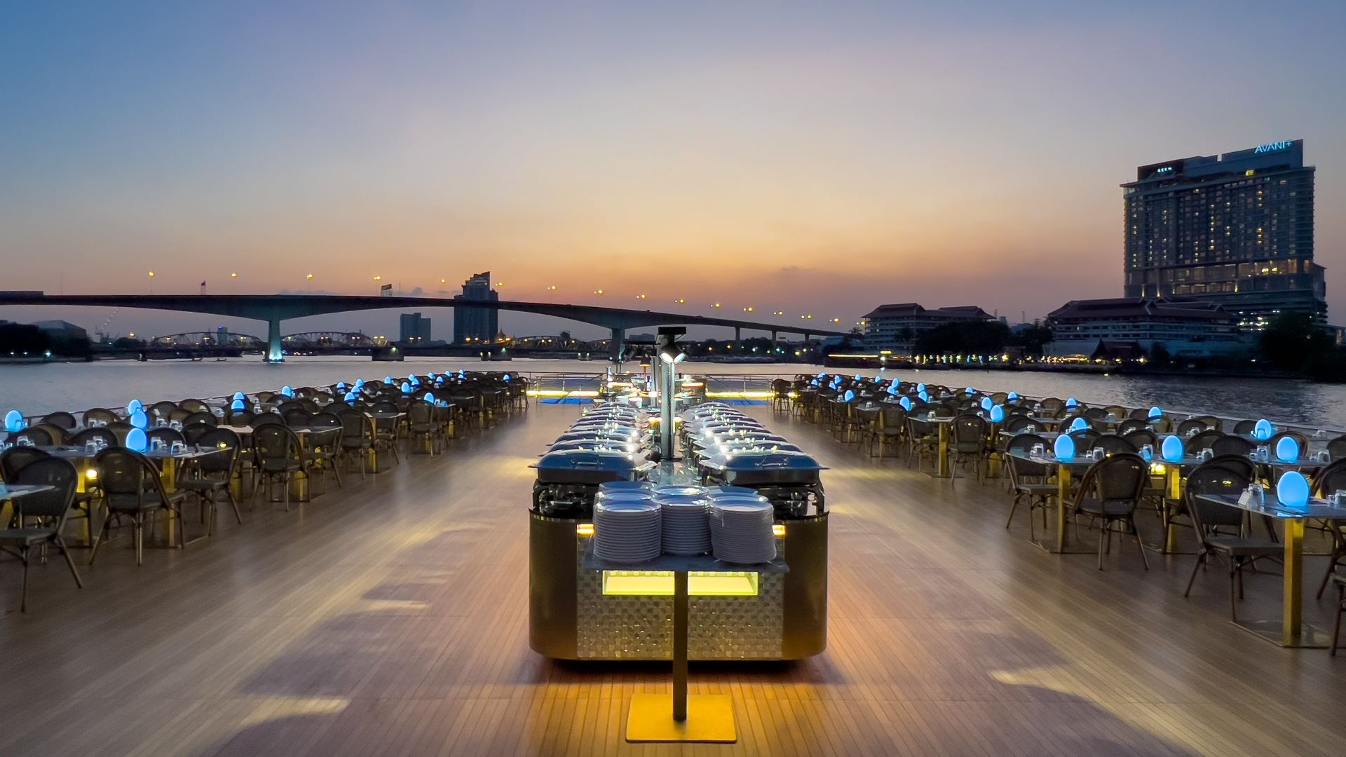 Experiences | Tour East