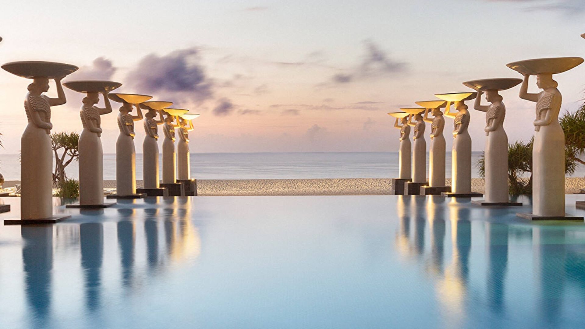 Experiences | Tour East