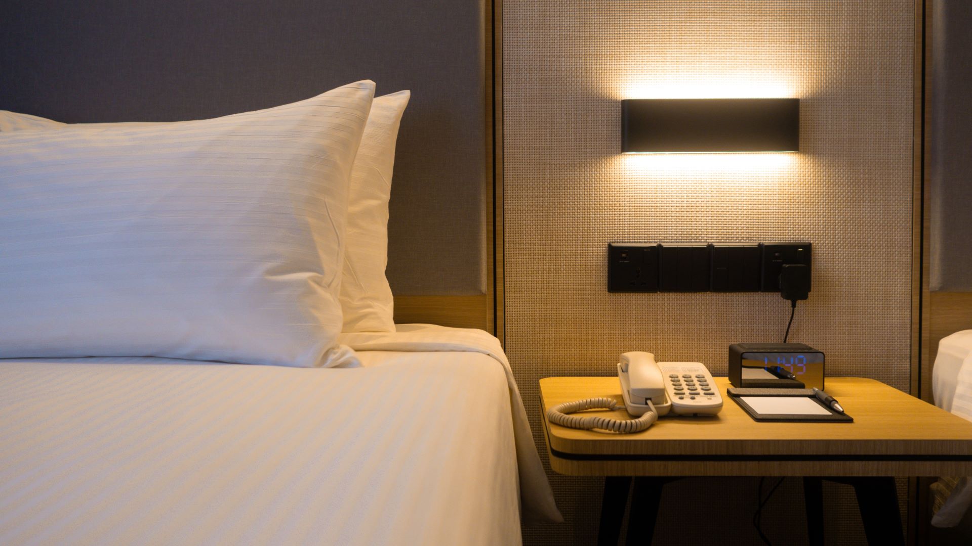 Experiences | Tour East